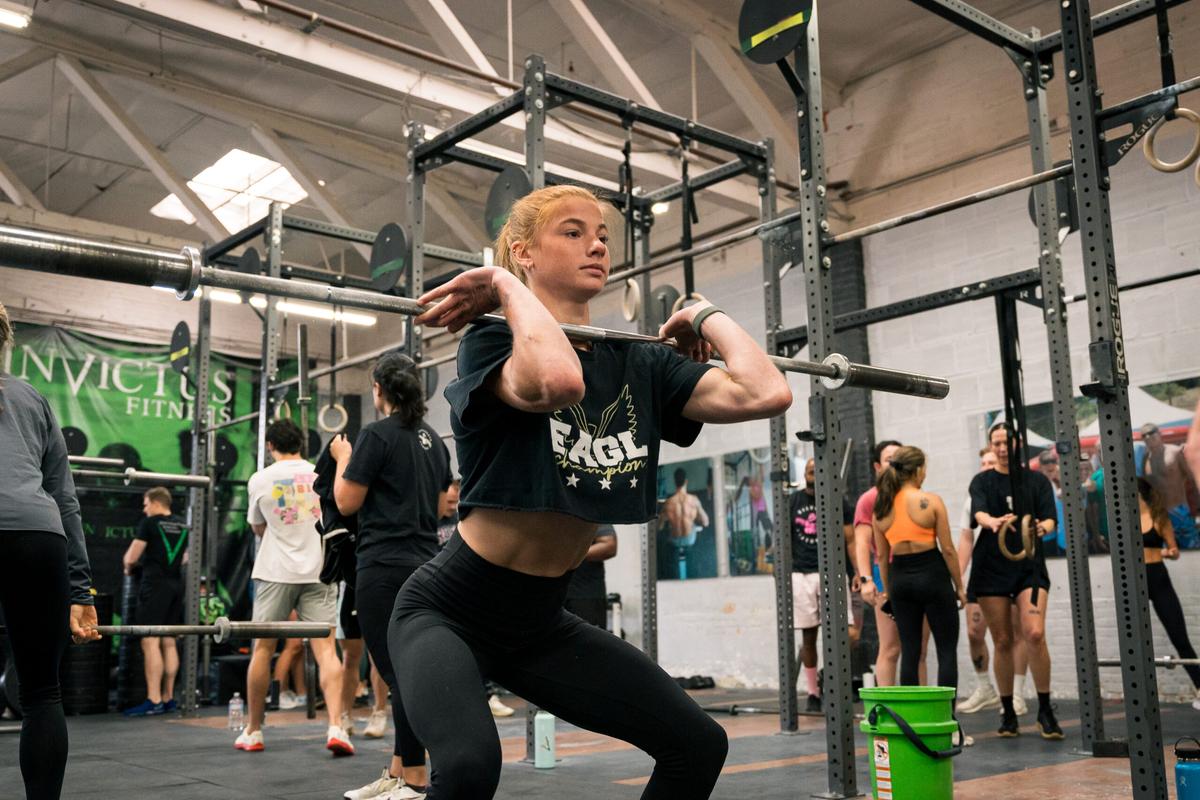 CrossFit For Beginners: What You Need to Know | Invictus Blog